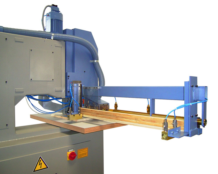 Automatic Knot Plugging Machine - Alomat AL100 - Karl Ayen ...